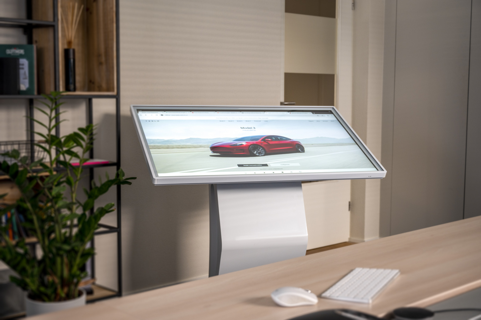 Improve customer interaction with the PixioKiosk! - PixioDisplay.nl